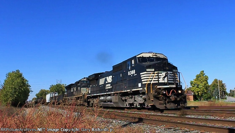 NS 8388 & 2751 meets NS 7515 & 2558